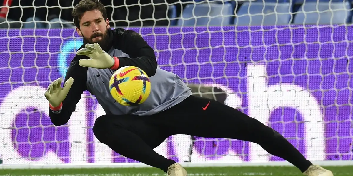 While Alisson takes three goals from Tottenham, the goalkeeper who ...